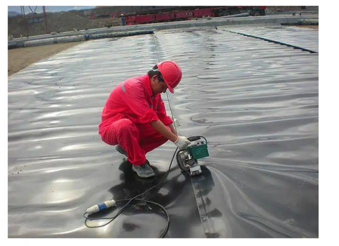 1800w Heavy Duty Laser Geomembrane Welding Machine Handheld
